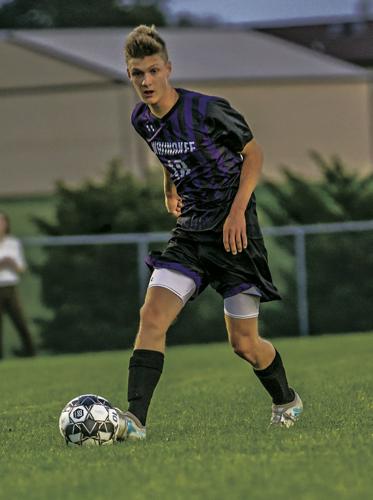 Waunakee soccer's unbeaten streak hits 11 games | Waunakee Tribune ...