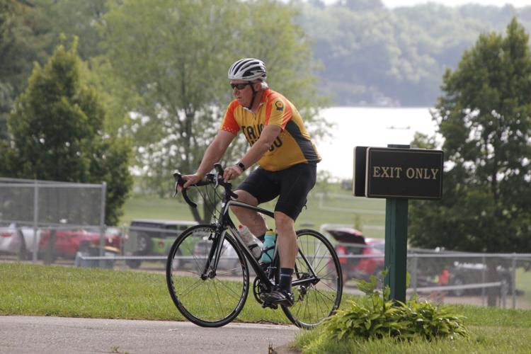 Lake Ripley Ride | Cambridge News / Deerfield Independent | hngnews.com