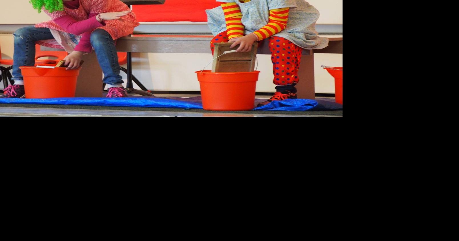 The Silly Nilly Clown Club | | hngnews.com