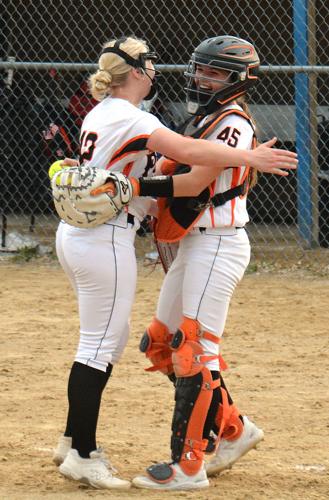 Softball: Pumas get revenge against Lodi | Sports | hngnews.com