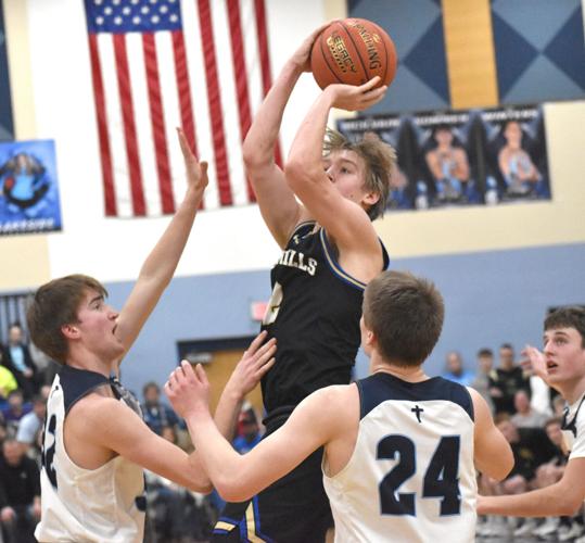 Crosstown Kings: Lakeside Lutheran boys top Lake Mills 59-45 in rubber ...