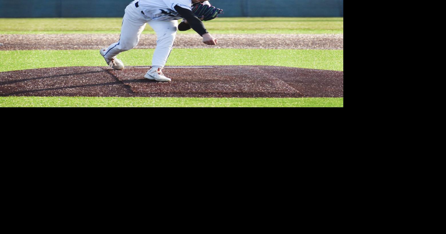 Grayson Gauwitz pitches a complete game, McFarland baseball wins ...