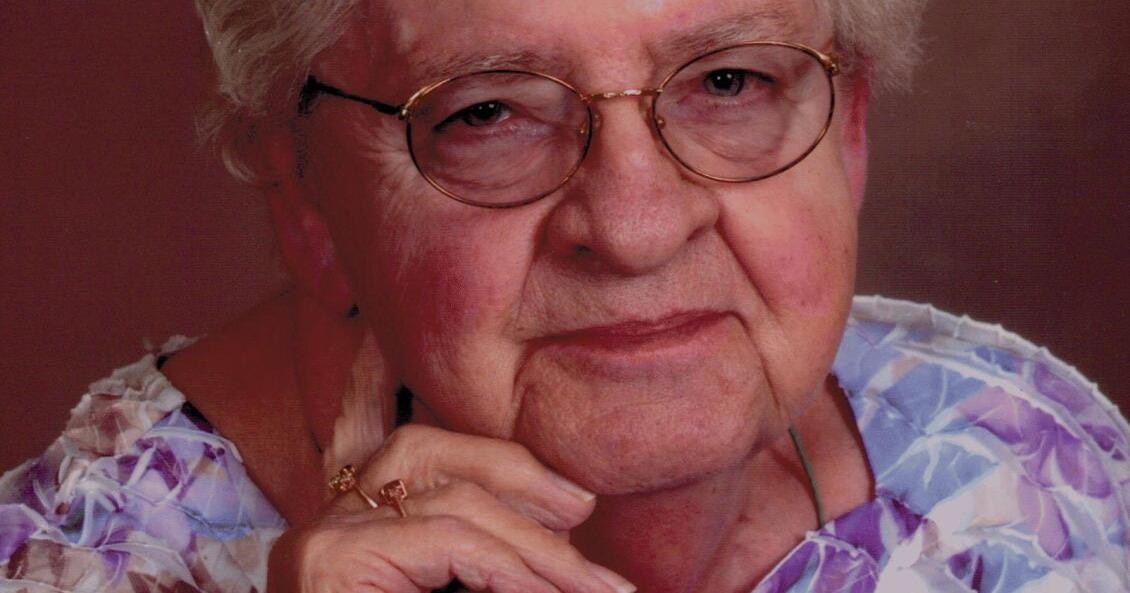 Esther H. Schultz | Obituaries | hngnews.com