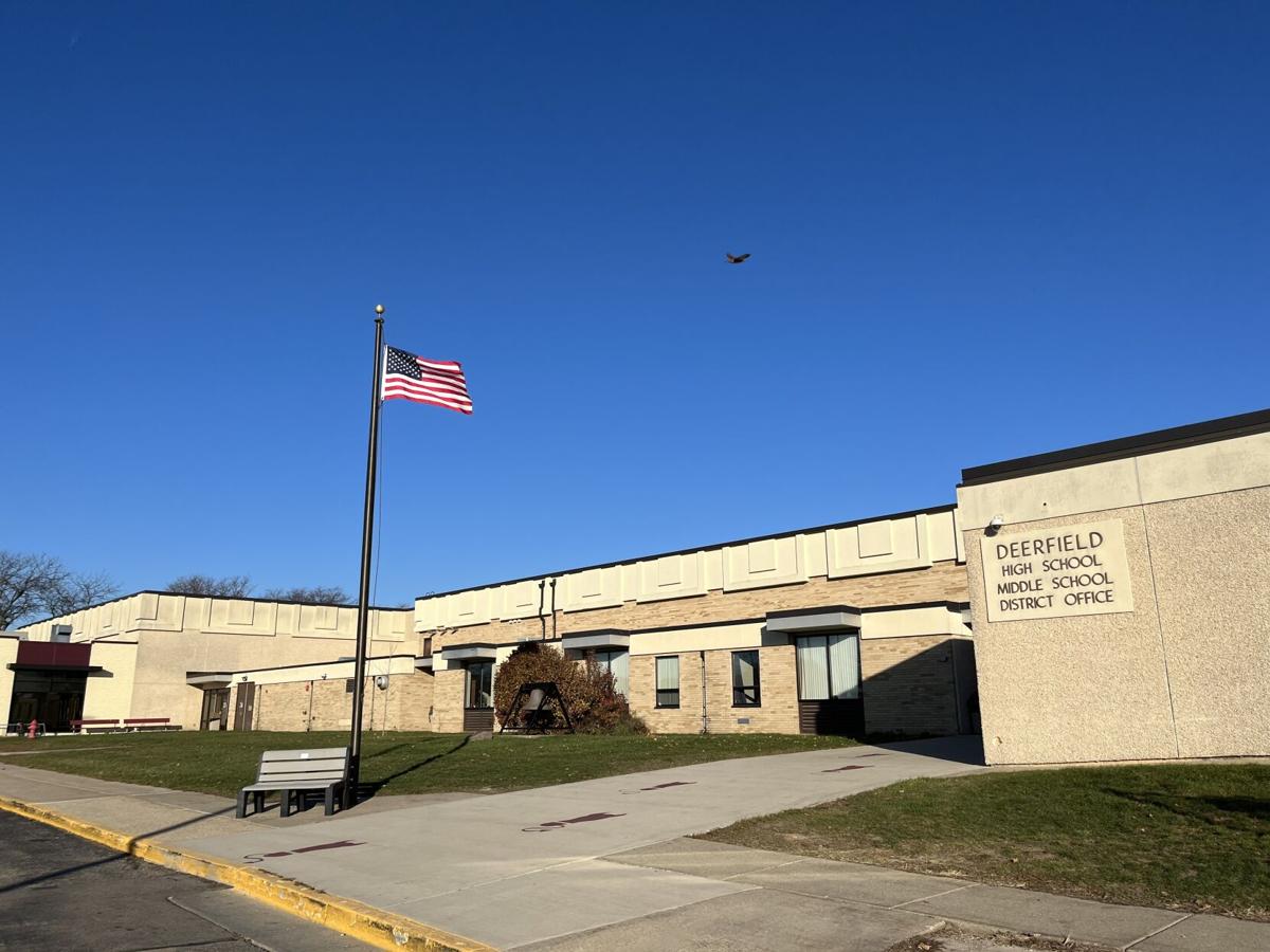 Deerfield middle, high school students make honor roll | Local ...