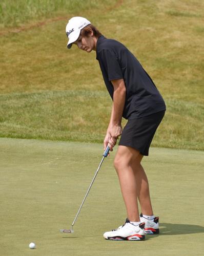 All hail the champions: Cambridge golfers win program's first ever ...