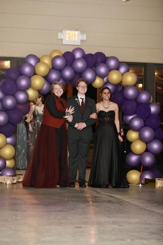Deerfield Prom | Local | hngnews.com