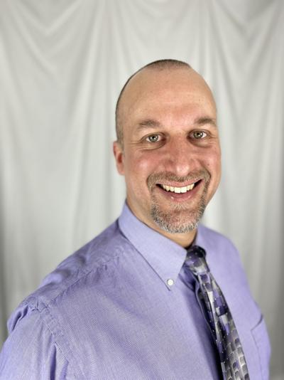 Jeff Kersten presents common scams presentation at Irvin L. Young ...
