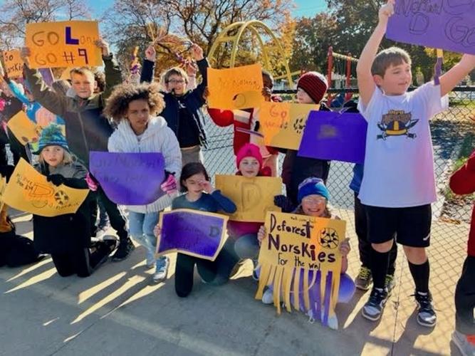 DeForest Elementary students cheer on boys soccer to state | School ...