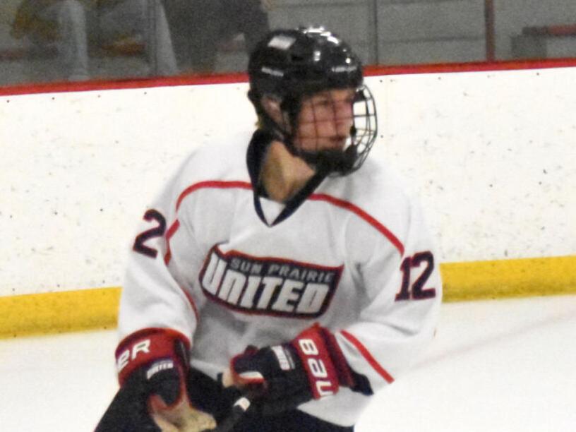 United competes in Joe Raymond Holiday Tournament | Sun Prairie Star ...