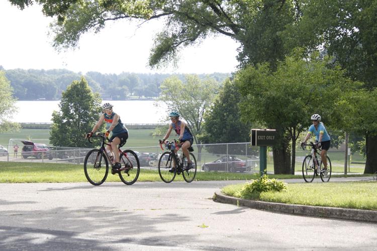 Lake Ripley Ride | Cambridge News / Deerfield Independent | hngnews.com