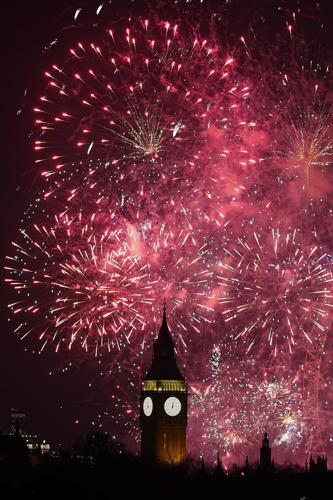 See the world in vertical: Top photos by AP photojournalists | Nation ...