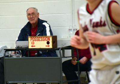 Sisson one of few volunteers who help MHS sports | Local | hngnews.com