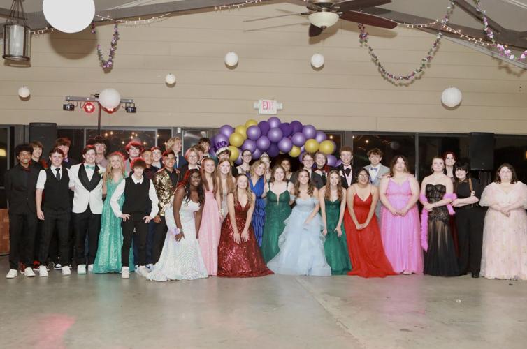Deerfield Prom | Local | hngnews.com