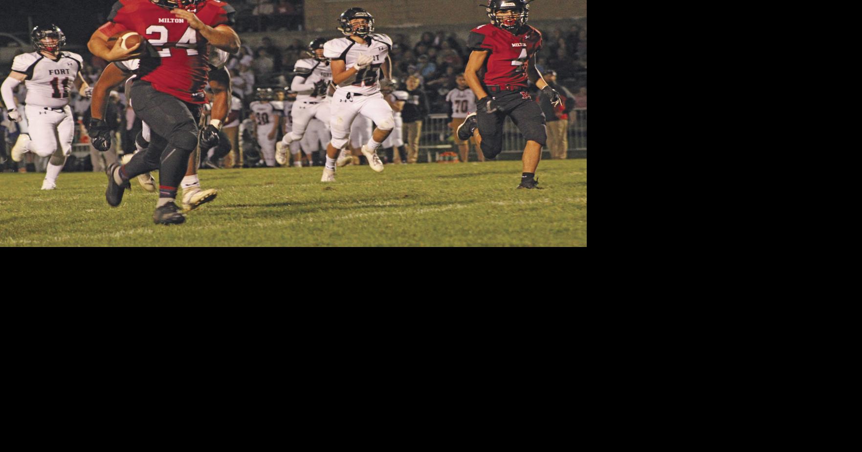 Football: Red Hawks' 'confidence' showing | Milton Courier | hngnews.com