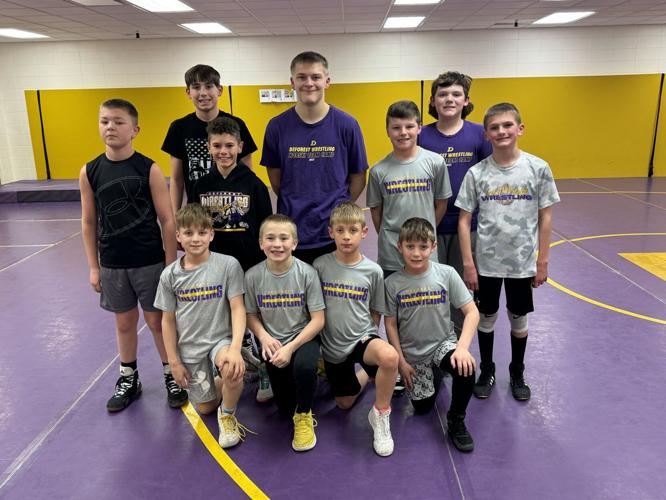 Gold Medal Wrestling: Kemp is state runner-up, 11 compete at state ...