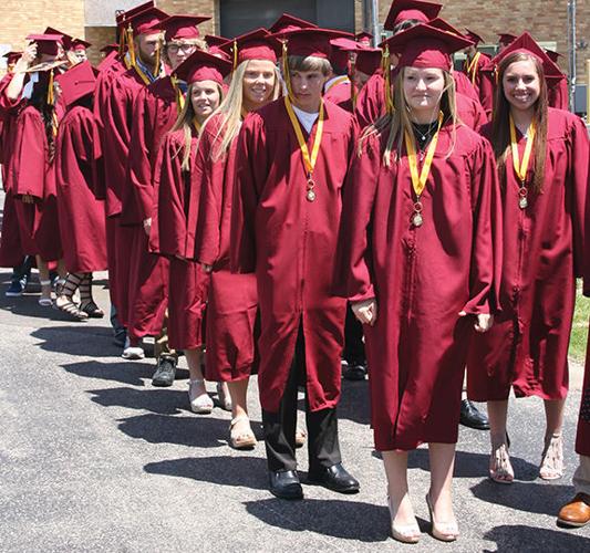 Waterloo High School graduation 2016 | Featured | hngnews.com