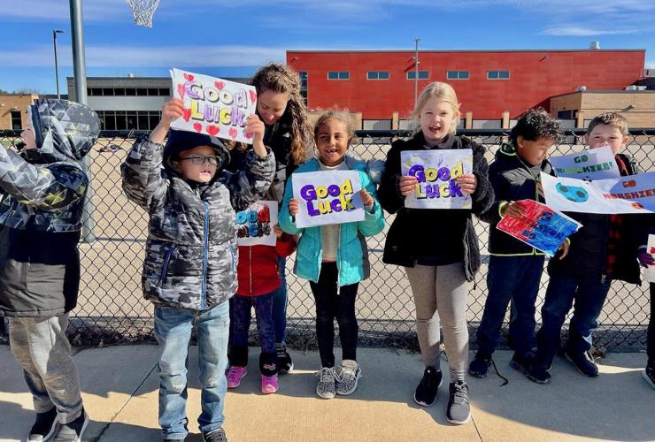 DeForest Elementary students cheer on boys soccer to state | School ...