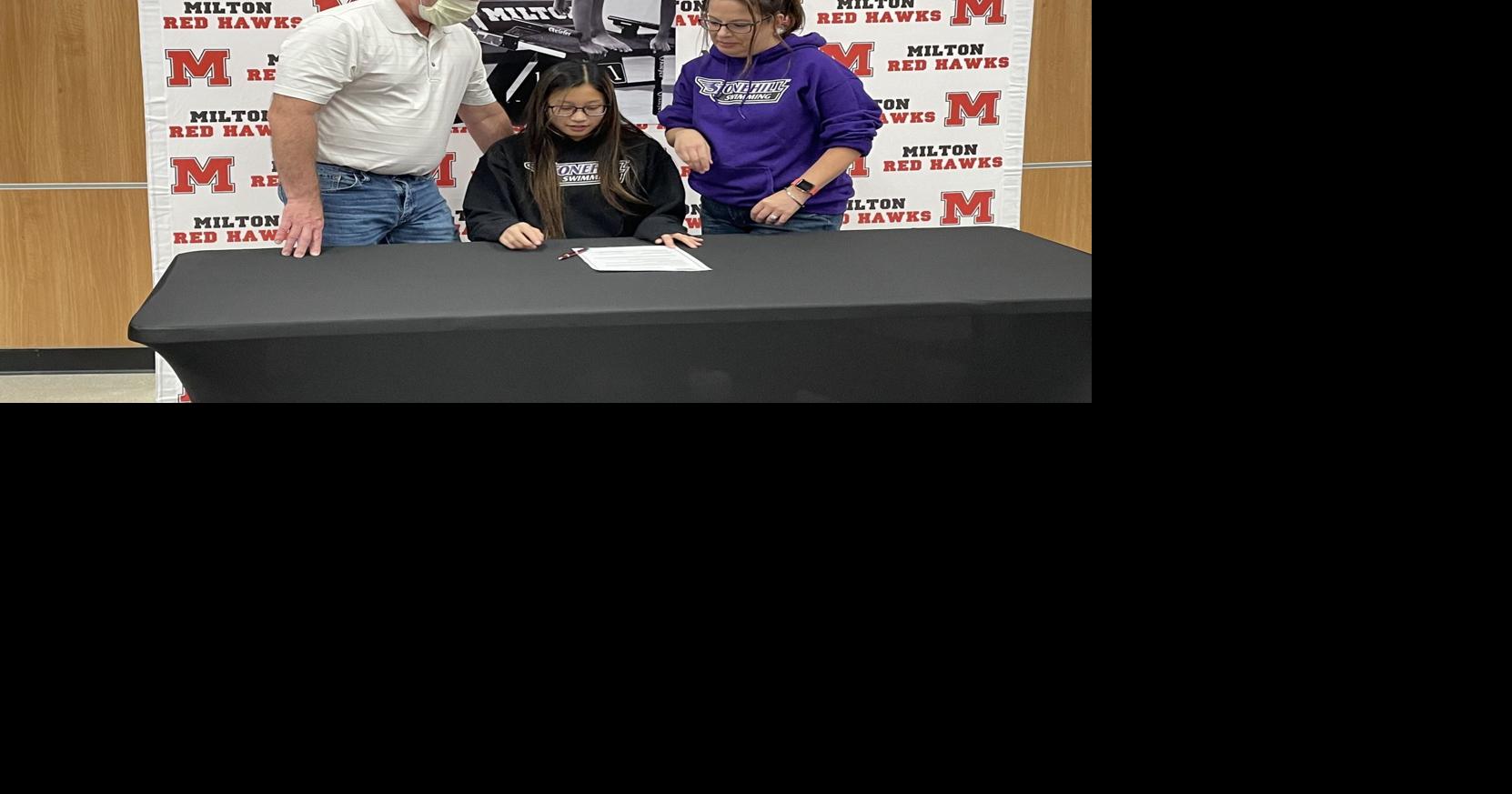 Red Hawk swimmer Azia Koser headed to next level | | hngnews.com