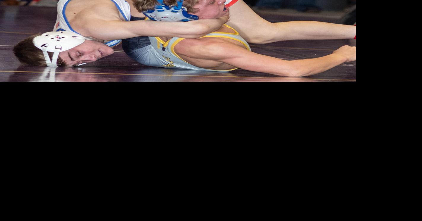 Lodi wrestling splits dual | Enterprise & Press | hngnews.com