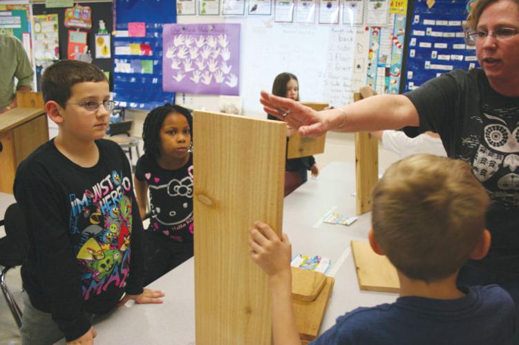 Eagle Point Elementary bird house project | School | hngnews.com