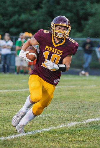 Waterloo whomps Pecatonica/Argyle to open football season | Waterloo ...