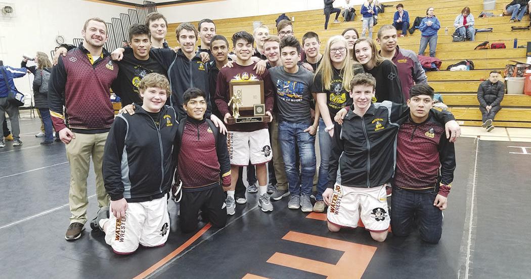 Pirates make history | Waterloo / Marshall Courier | hngnews.com