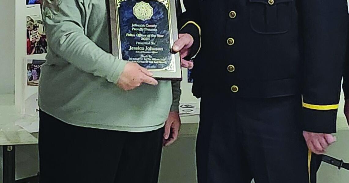 Officer Johnson receives Officer of the Year Award | News | hngnews.com