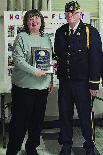 Officer Johnson receives Officer of the Year Award | News | hngnews.com