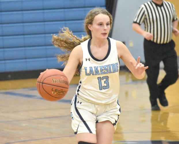 Girls basketball: Cambridge dominates down low in 62-43 win over ... Girls basketball: Cambridge dominates down low in 62-43 win over ...