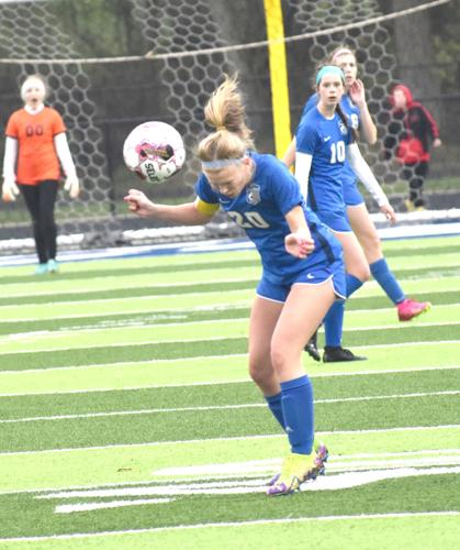 Soccer: Lake Mills uses fast starts to top Fort, Baraboo | Sports ...