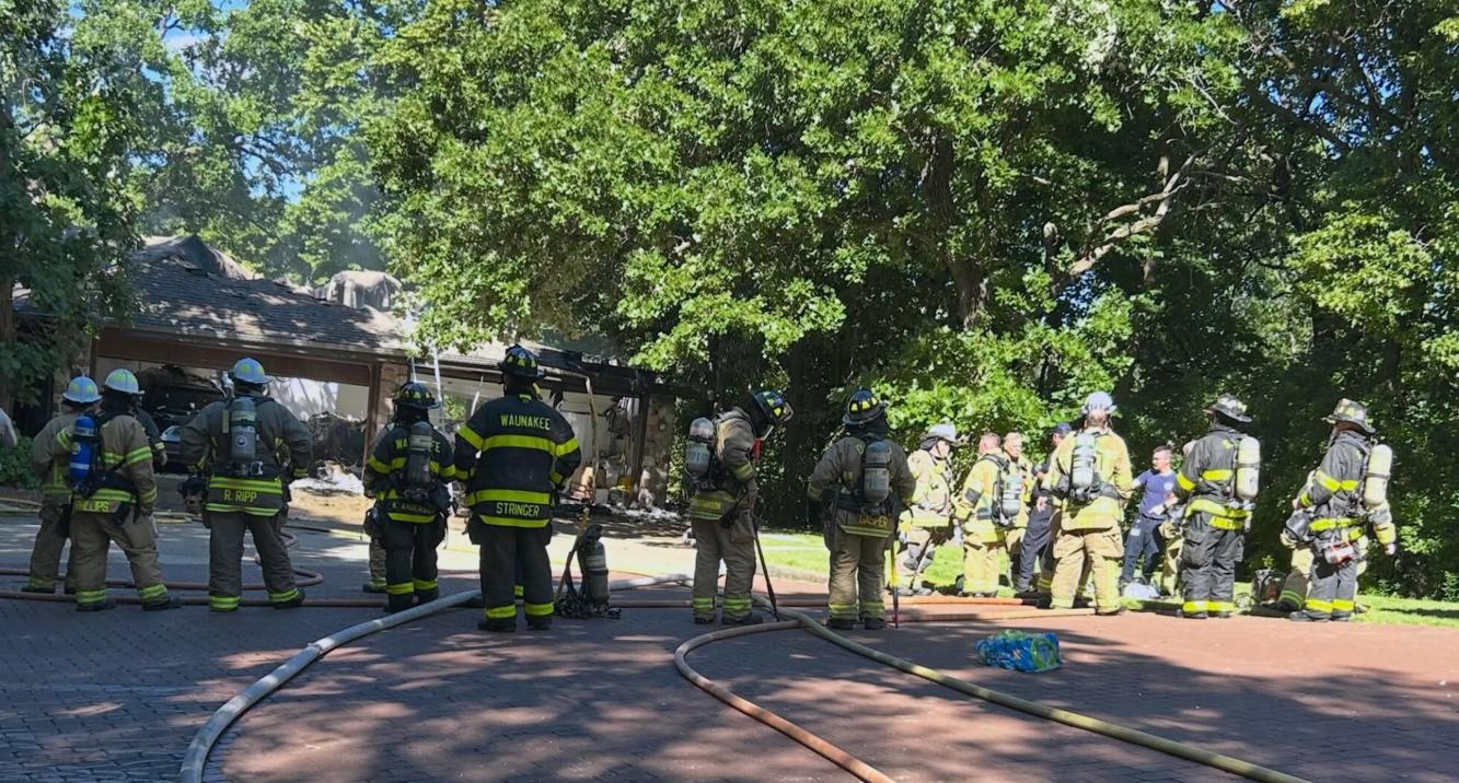 Firefighter OK after ceiling collapses during Windsor house fire ...