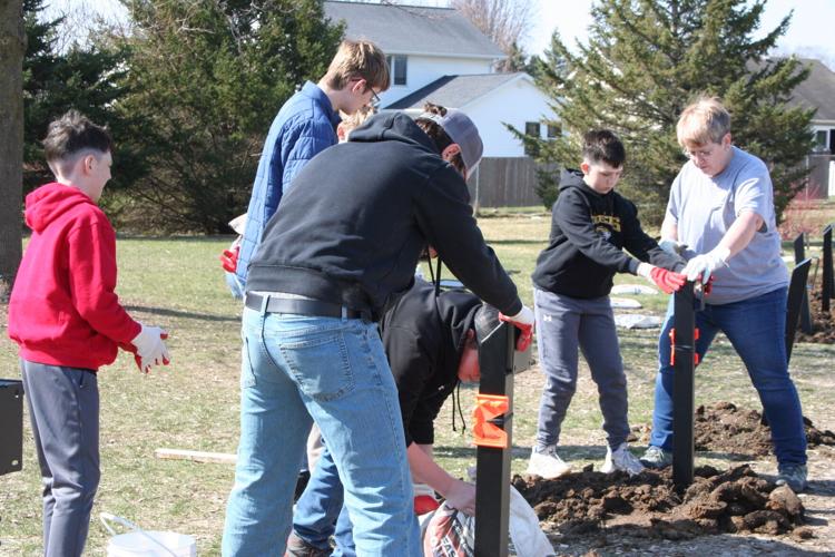 Sun Prairie Eagle Scout project brings a storywalk to Prairie ...