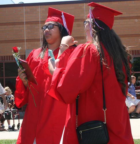 Marshall High School graduation 2017 | Featured | hngnews.com