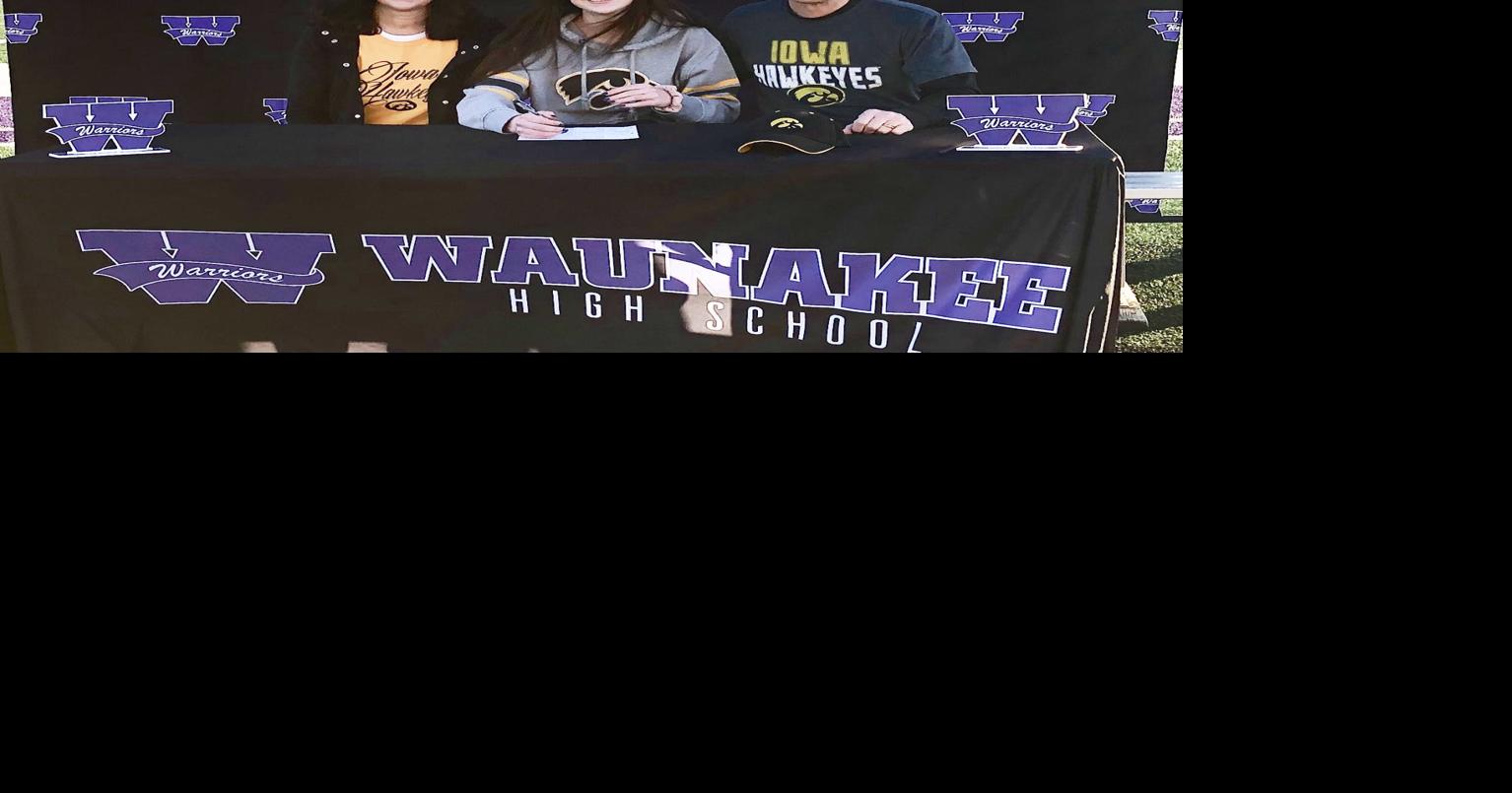 Larsen to continue running career at Iowa | Waunakee Tribune | hngnews.com