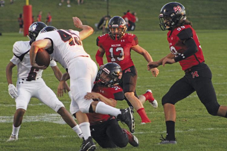 Football: Red Hawks' 'confidence' showing | Milton Courier | hngnews.com