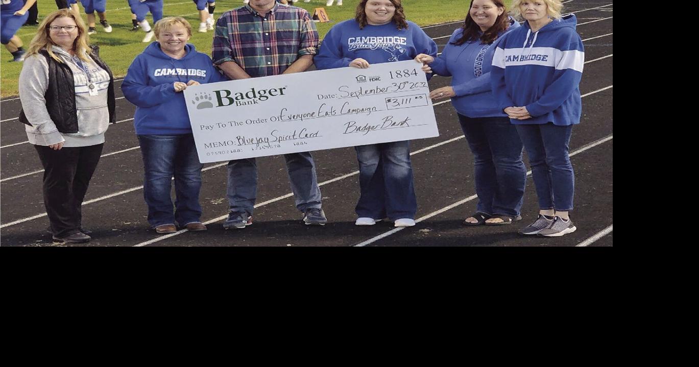 Cambridge Badger Bank makes donation | | hngnews.com