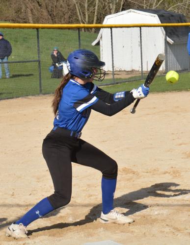 Softball: Lodi knocks off undefeated Lake Mills | Sports | hngnews.com