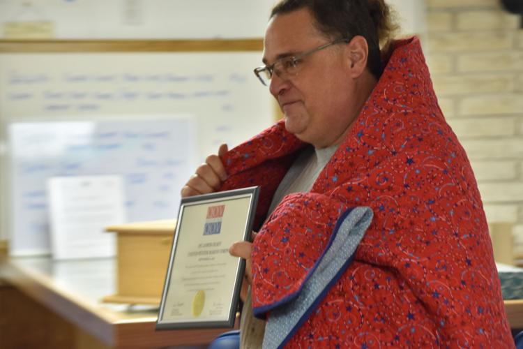 Marshall American Legion honors seven veterans with Quilts of Valor ...