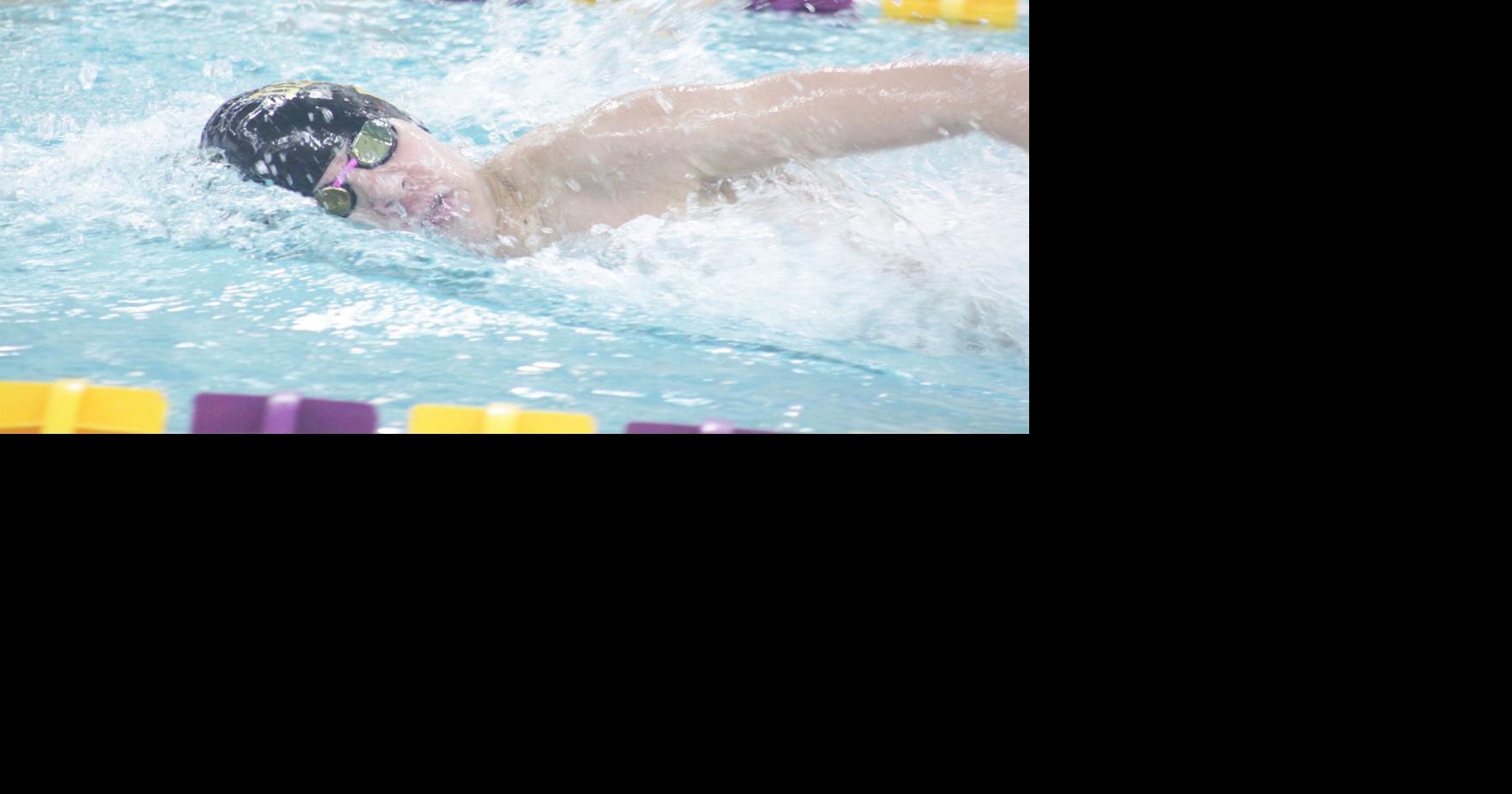 McFarland edges DeForest in the pool | DeForest Times | hngnews.com