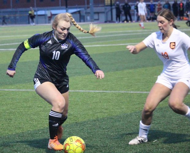 Waunakee girls' soccer opens season with pair of wins | Local | hngnews.com