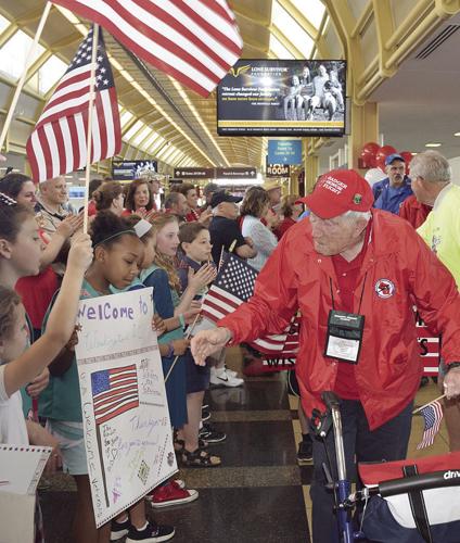 On Badger Honor Flight, veterans have a trip of a lifetime | Local ...