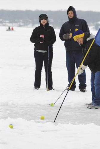 Knickerbocker Ice Festival | Lake Mills Leader | hngnews.com