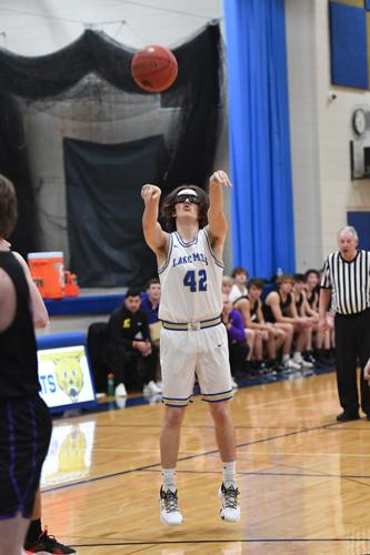 Boys basketball: Bender scores 22, Lake Mills tops Elkhorn 74-50 on ...