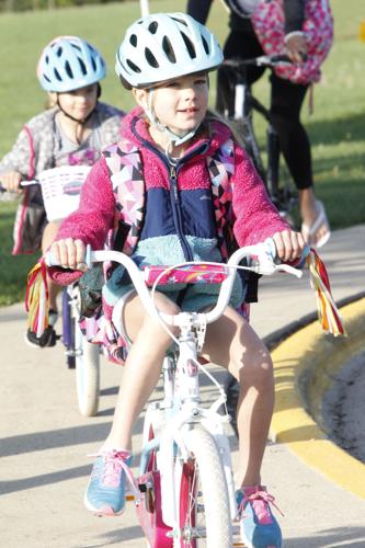 Cambridge Elementary Bike to School | Local | hngnews.com