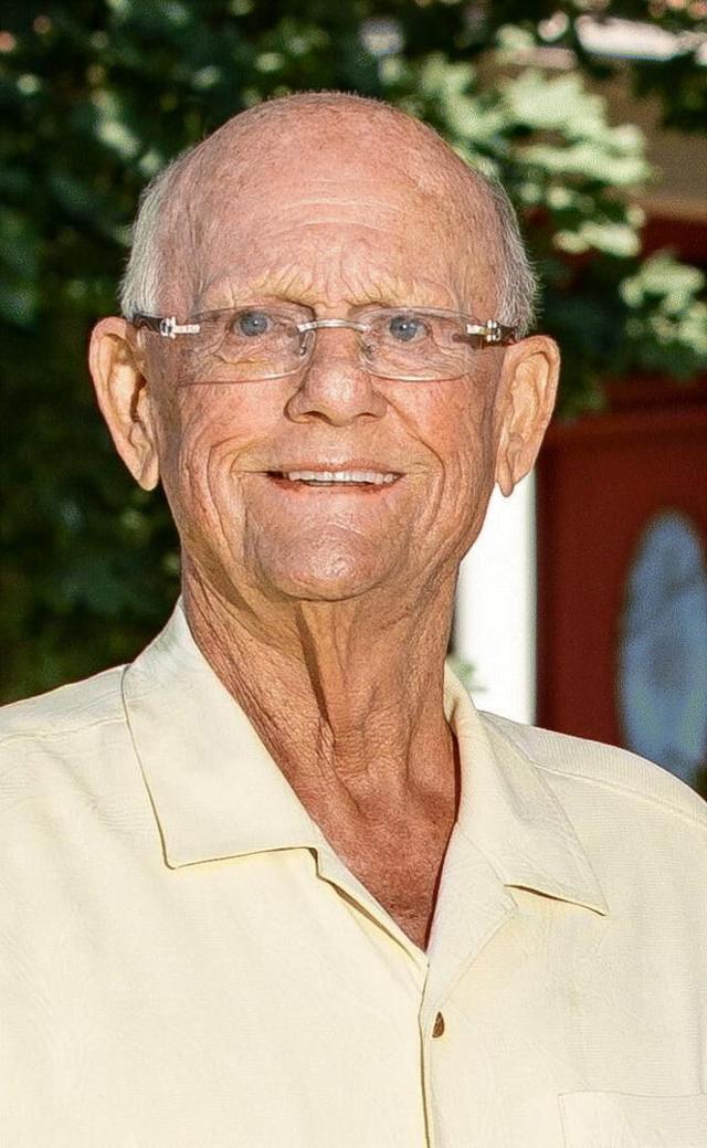 Lowell Dean Lund | Obituaries | hngnews.com