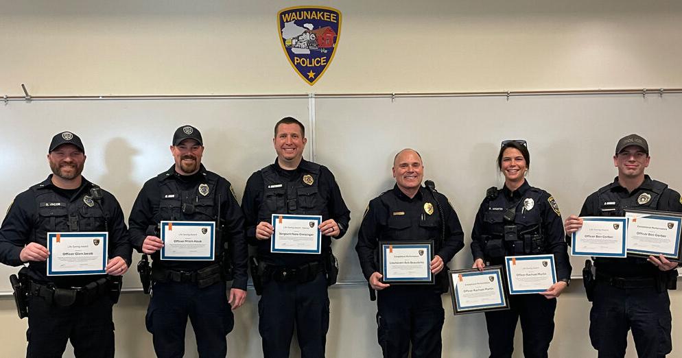 Waunakee Police Officers receive awards at banquet | Local | hngnews.com