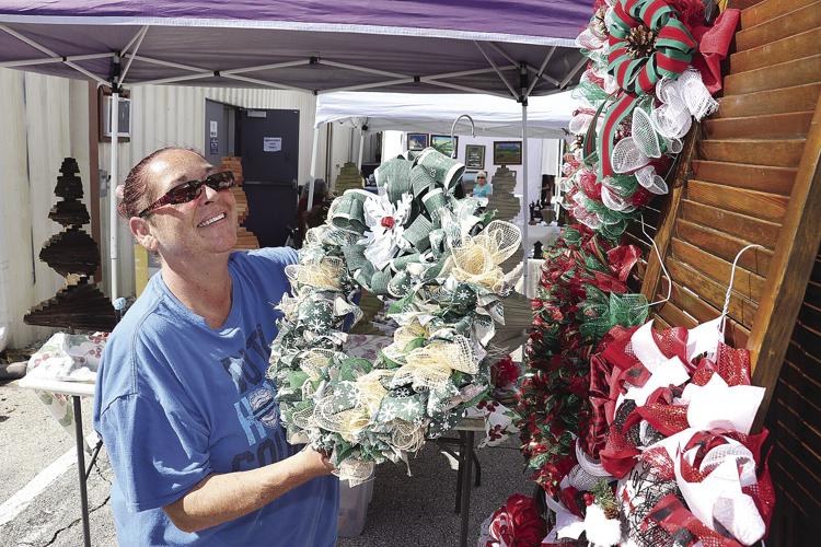 VFW Post 8093 Auxiliary's Art & Crafts Show in DeBary | Photos & Videos ...