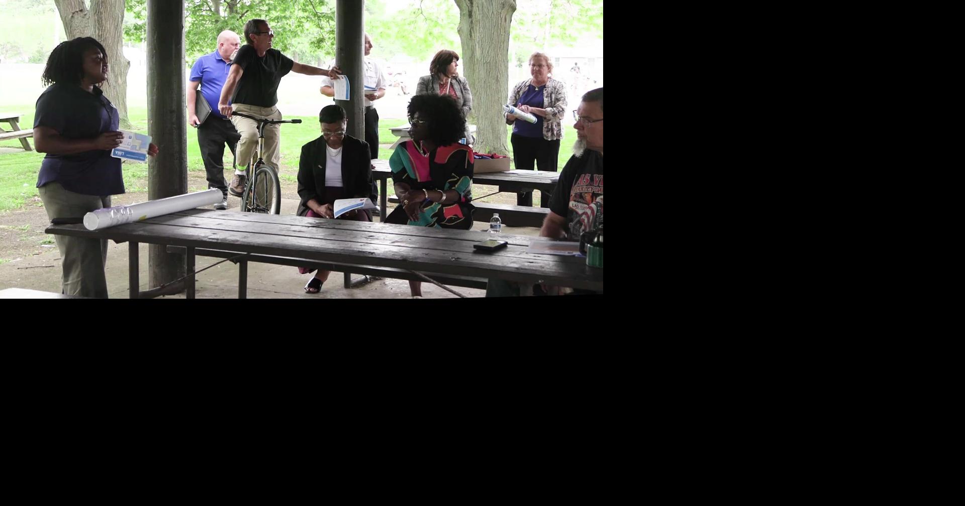 Mayor Smith and staff hears residents’ praise and concerns during ...