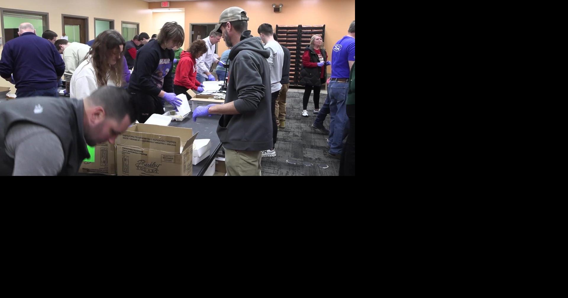 West Ohio Food Bank prepares 3,000 meals for Christmas Eve giveaway ...