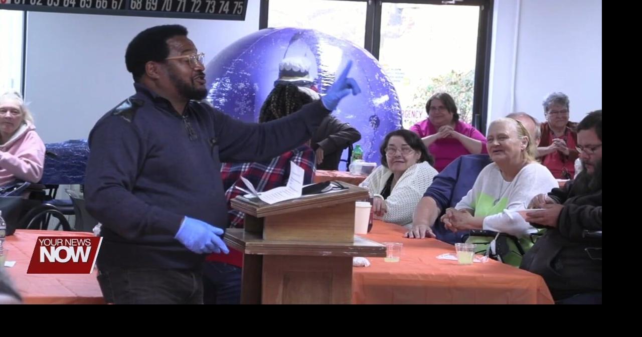 Councilman Glenn brings back Thanksgiving tradition to the Lima Towers ...